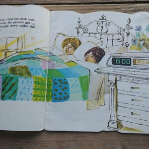 The Clock Book, a Golden Shape Book, Vintage - Etsy
