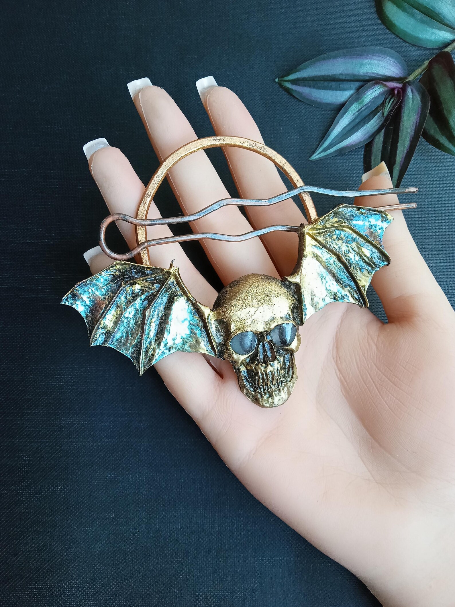 Hairstyle Set Iridescent Bat Wings Hair Slide Witchy Mysterious Gothic ...