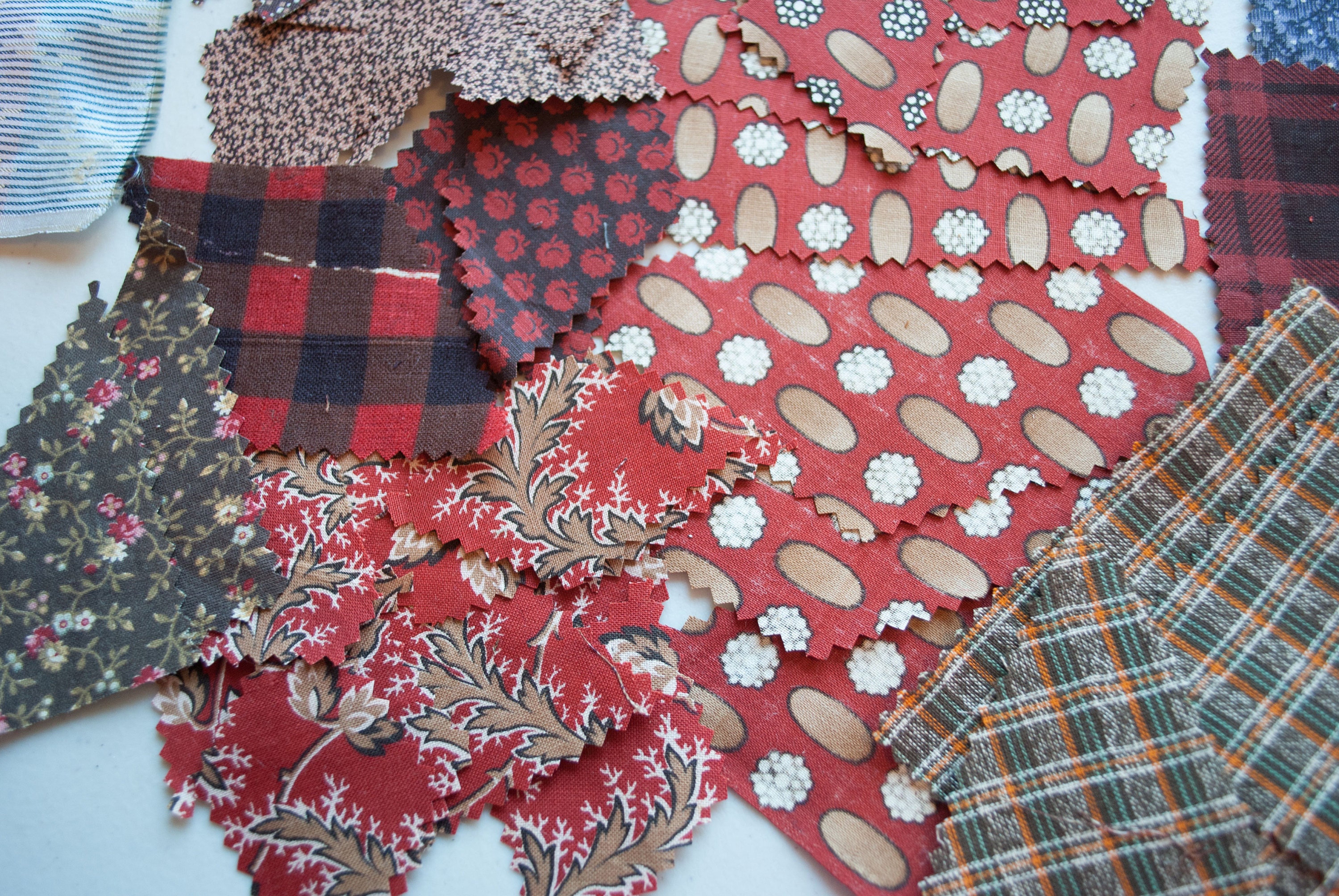 Antique 1870s Calico Fabric 229 Pieces Various Pre Cut Patchwork Pieces ...