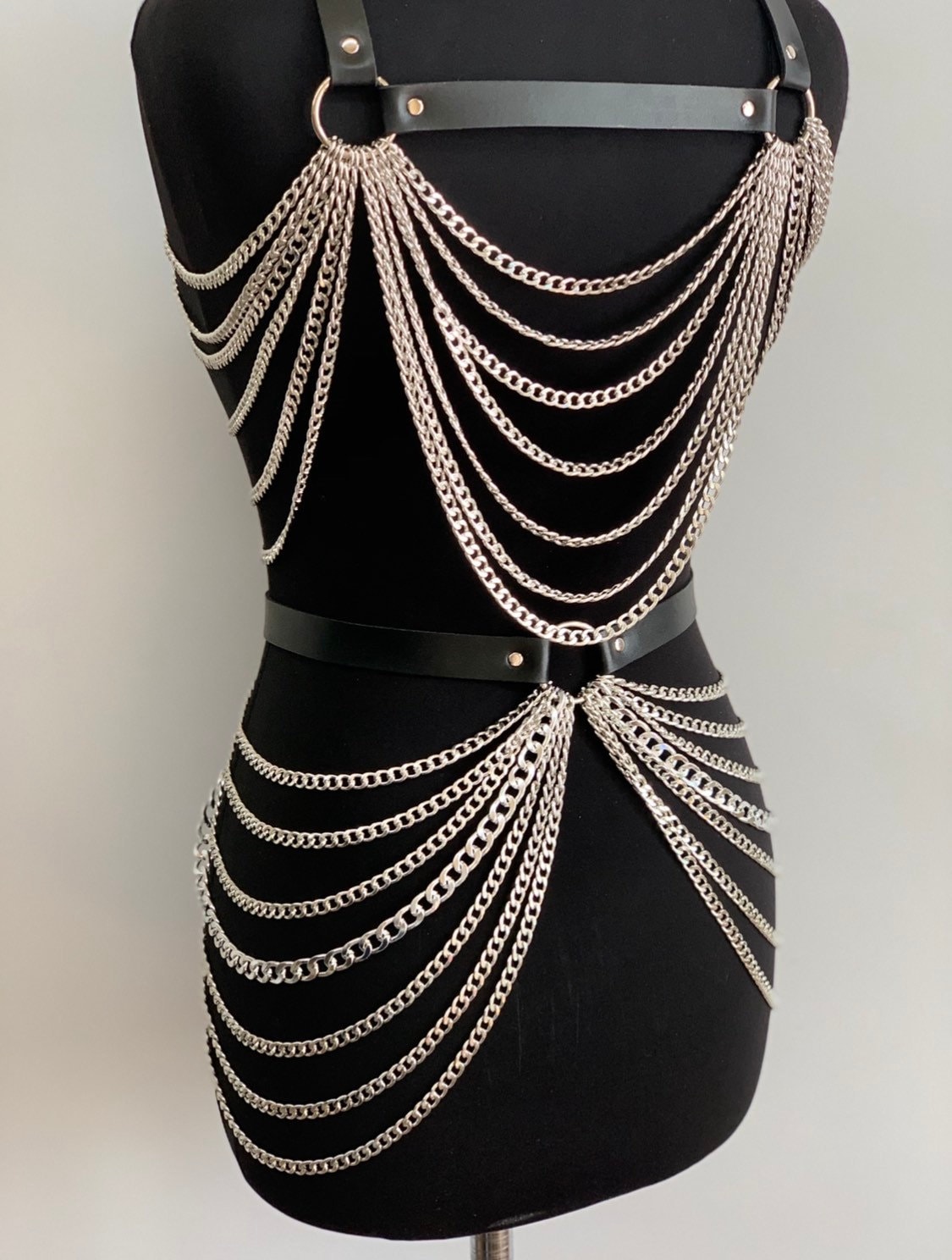 Set with long chainschains setharness with chainschains | Etsy