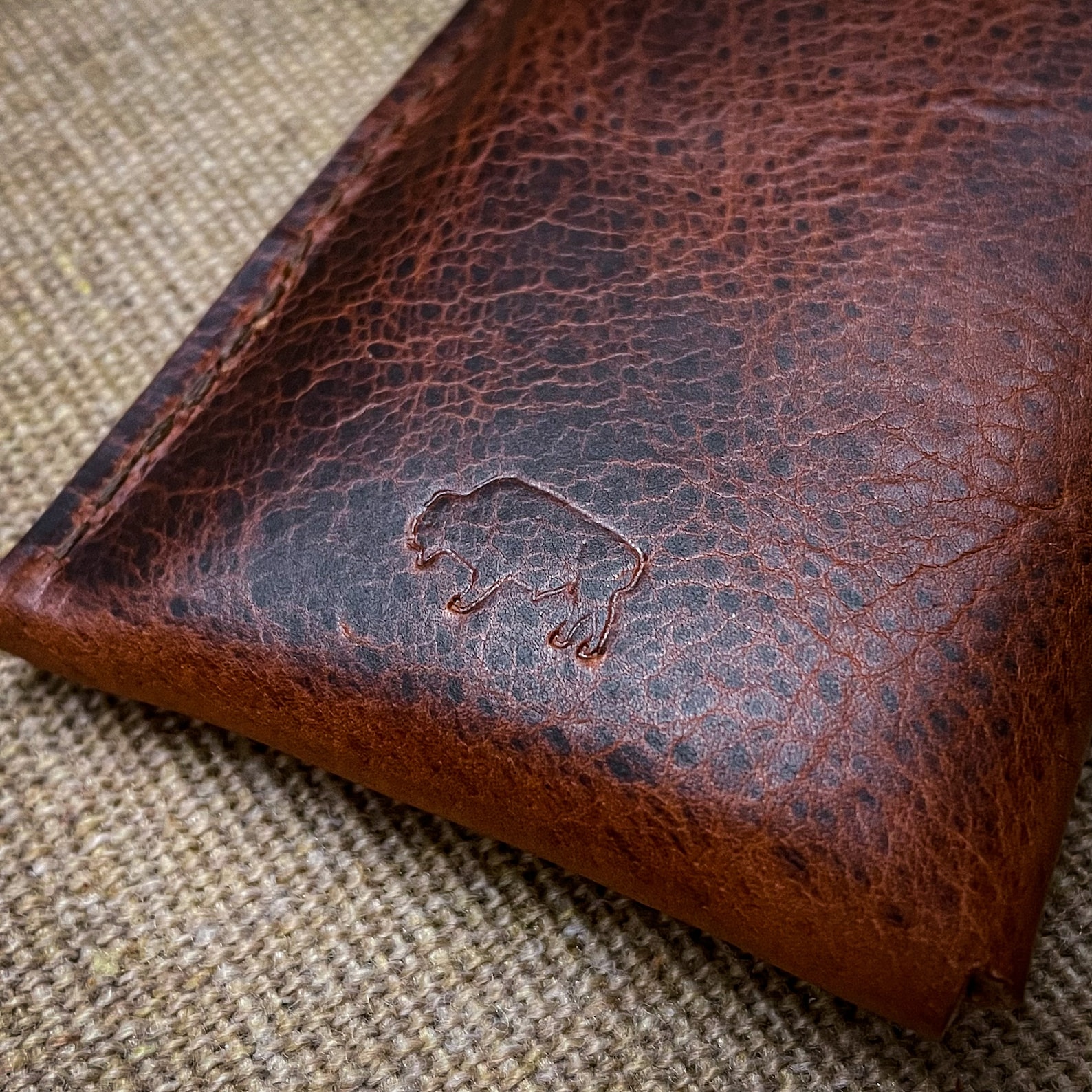 Buffalo / Bison / Kodiak / Minimalist Leather Wallet - Etsy