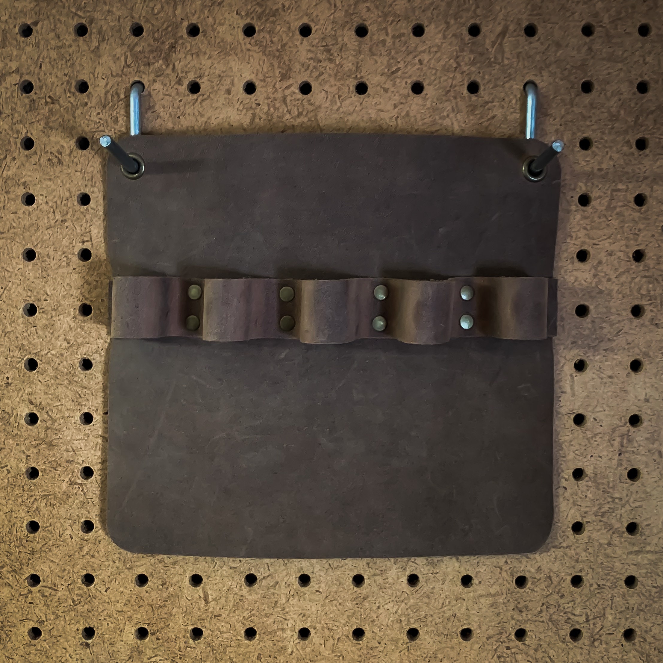 Bison / Buffalo / Utility Leather Wall Mount 5 Pipe Rack / Pipe Holder ...