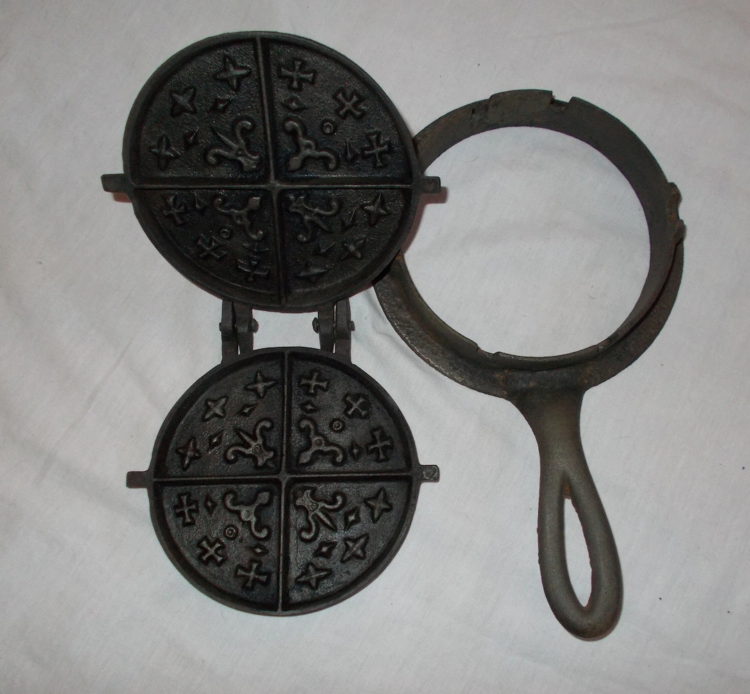 Antique Cast Iron Waffle Maker - Etsy