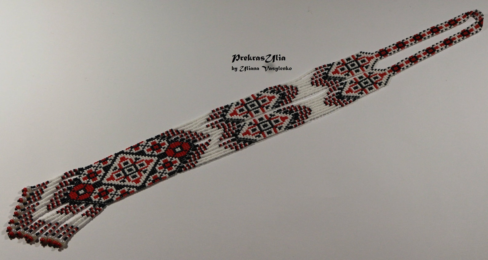 Red White Gerdan Necklace Style Gerdan Traditional Ukrainian Folk ...