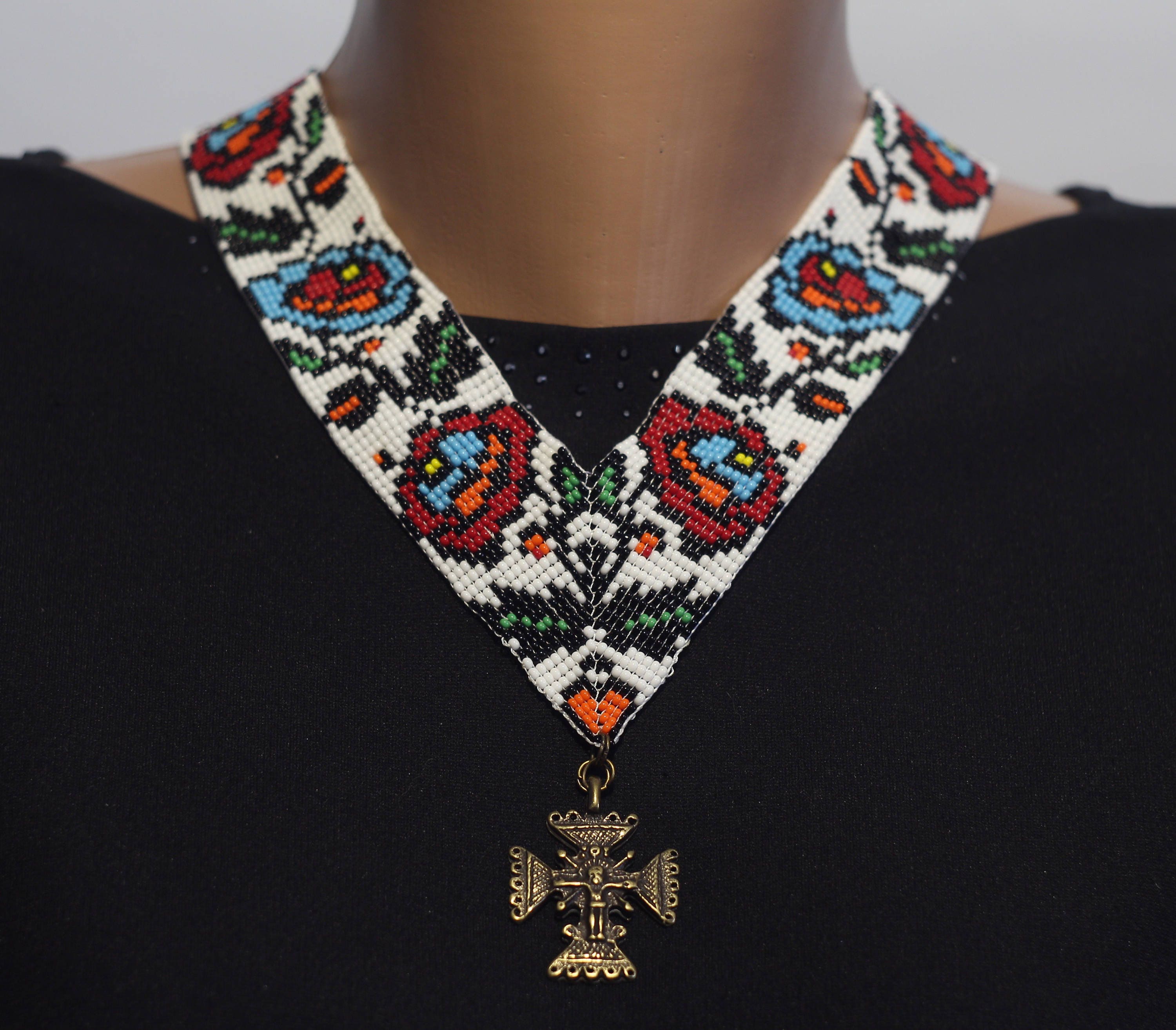 Flowers gerdan Gerdan gift Ukrainian Seed bead Gerdan necklace | Etsy