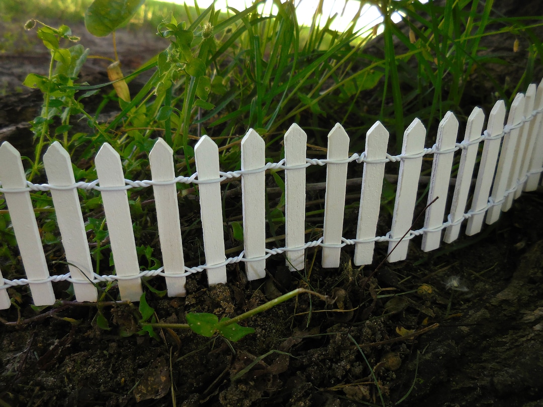 2" Tall Miniature Wooden Picket Fence in White ~ Summer Fairy Gardening ...