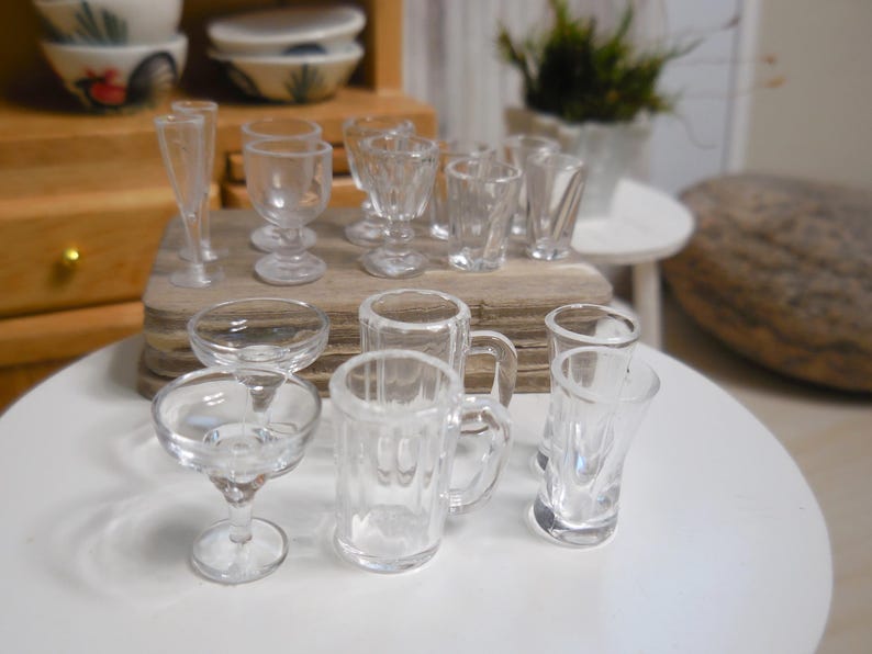 2 PC Miniature Assorted Pub Glasses, 1:12 Scale Plastic ~ Dollhouse ...