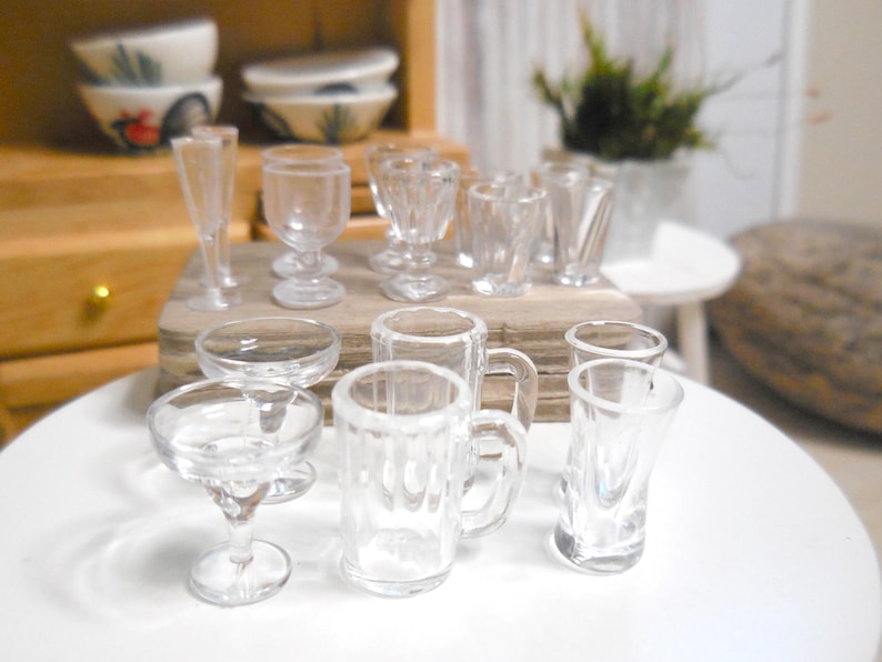 2 PC Miniature Assorted Pub Glasses, 1:12 Scale Plastic ~ Dollhouse ...