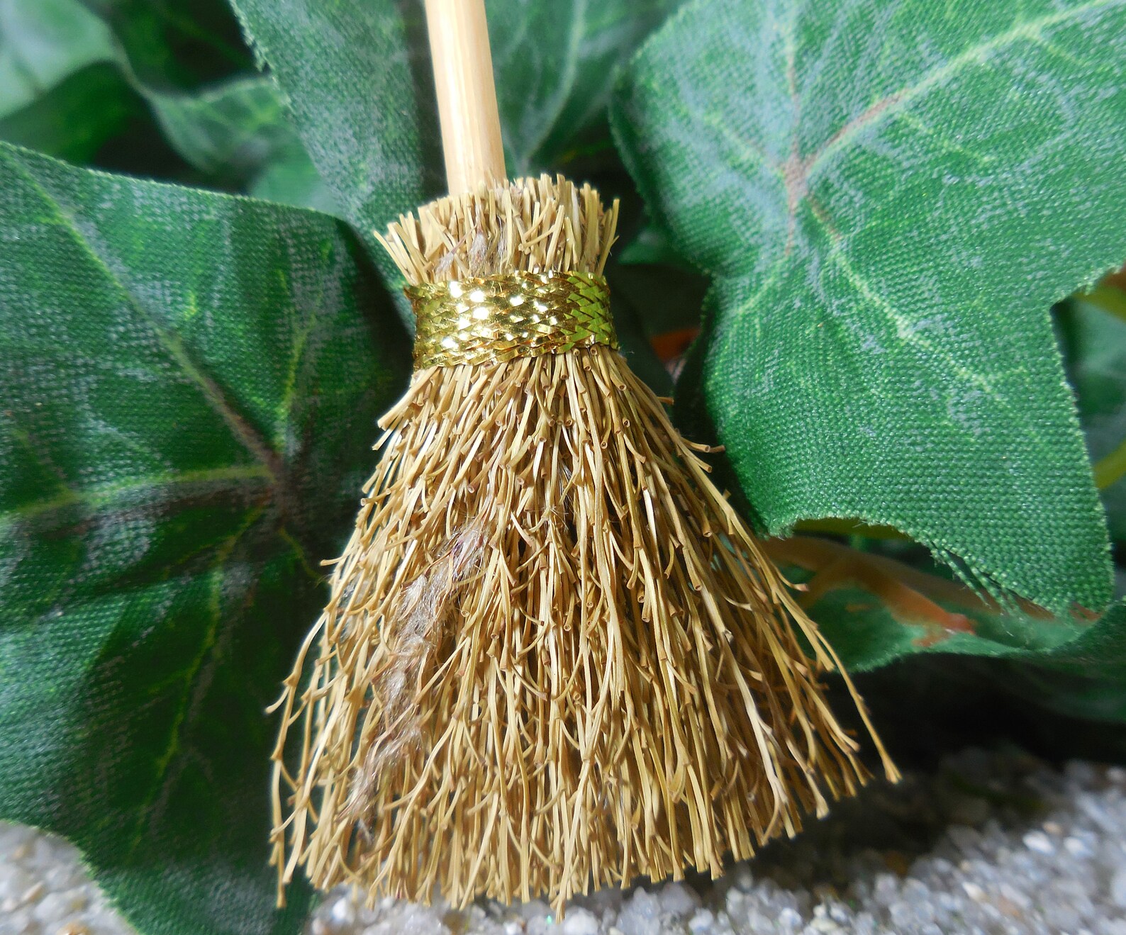 Enchanted Broomstick Fairy Accessory Miniature Sorcerers Broom for ...
