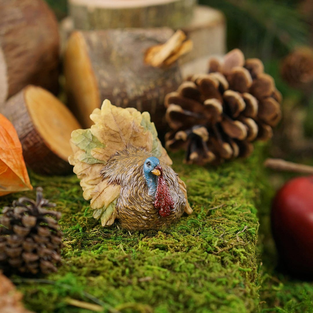Miniature Wild Turkey Nesting Figurine ~ Thanksgiving Fairy Garden ...