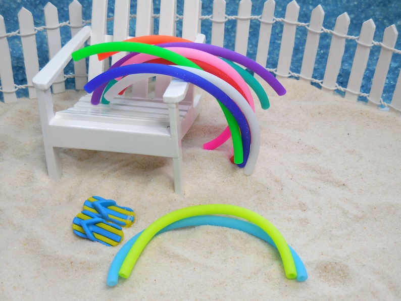 Miniature Pool Noodle Swimming Toy in Assorted Colors ~ Beach Fairy ...