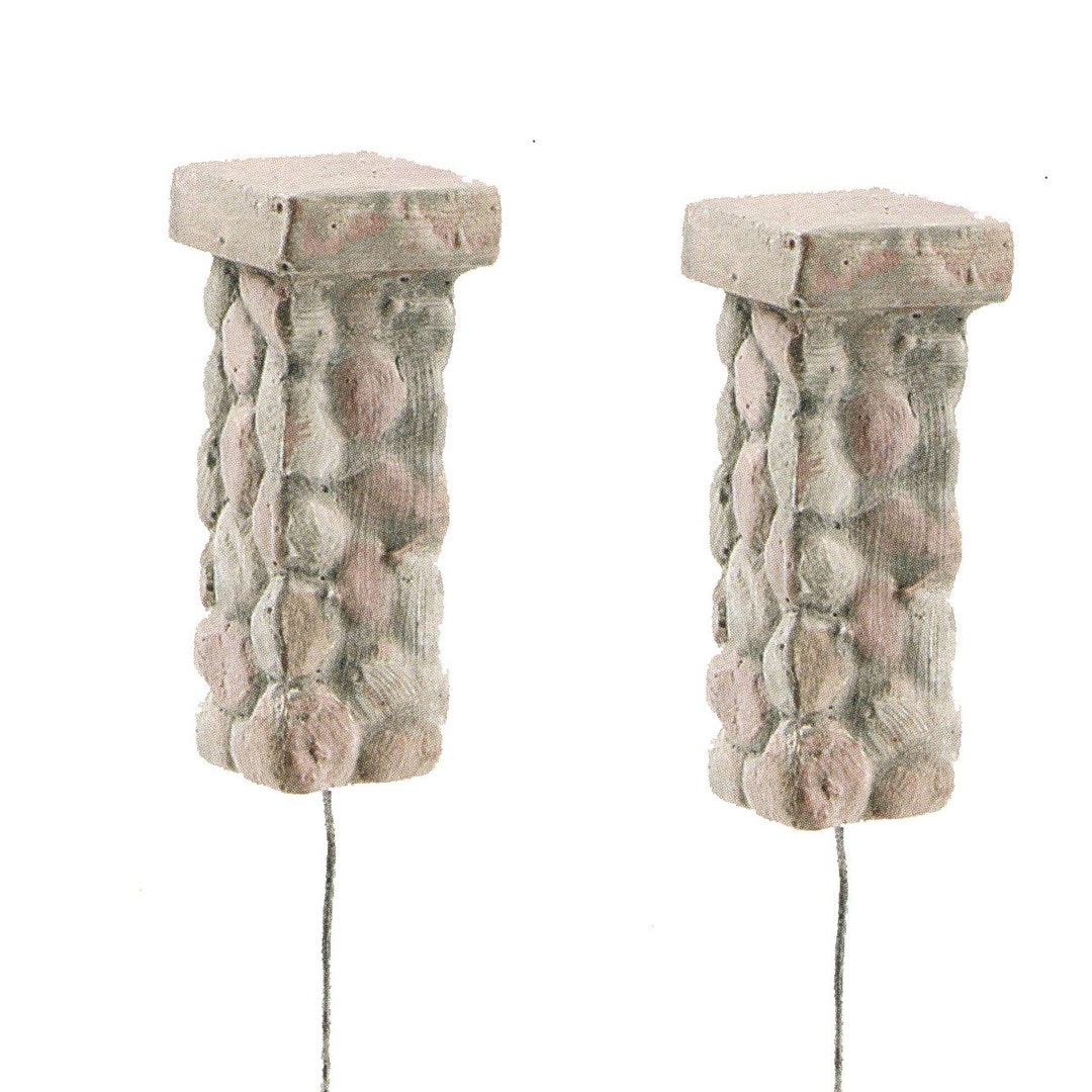 Mini Beige Cobblestone Garden Posts W/ Metal Picks Fairy Garden ...