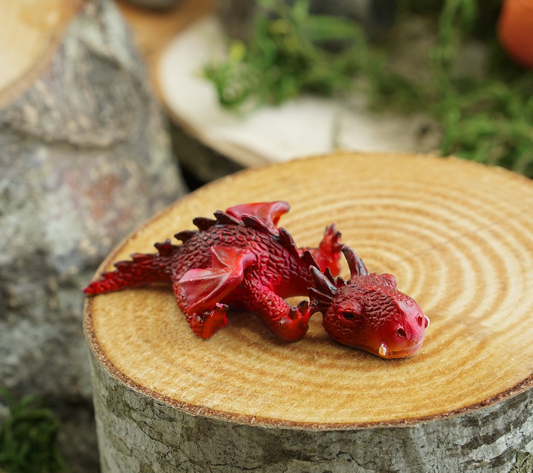 Miniature Sleeping Red Dragon W/ Wings ~ Fairytale Castle Fairy Garden ...