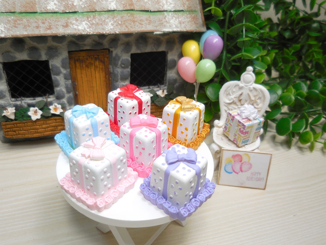 Miniature Present Shaped Cake, Assorted Colors ~ Birthday Party Fairy ...