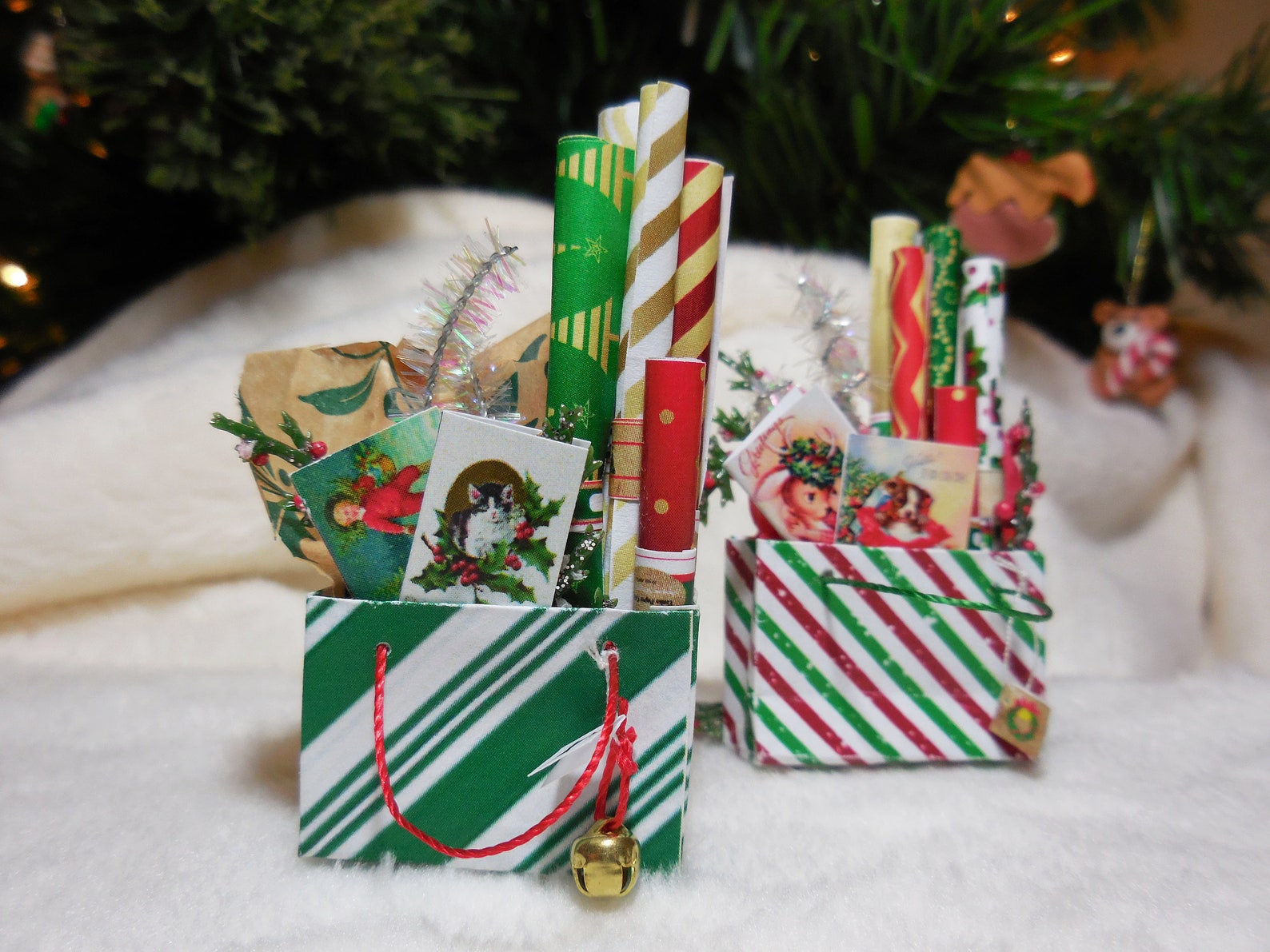 10 PC Miniature Christmas Gift Bags Stuffed W/ Wrapping Paper & Mini ...