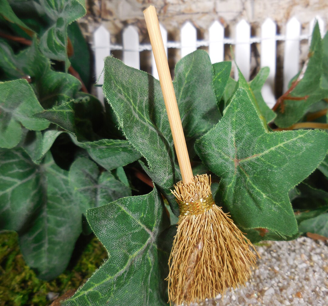 Enchanted Broomstick Fairy Accessory ~ Miniature Sorcerers Broom for ...