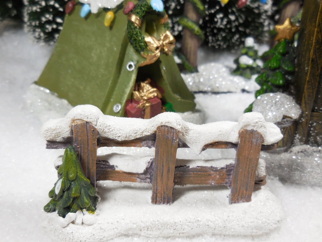 Fairy Garden Snow Capped Fence ~ Winter Wonderland Miniatures ...