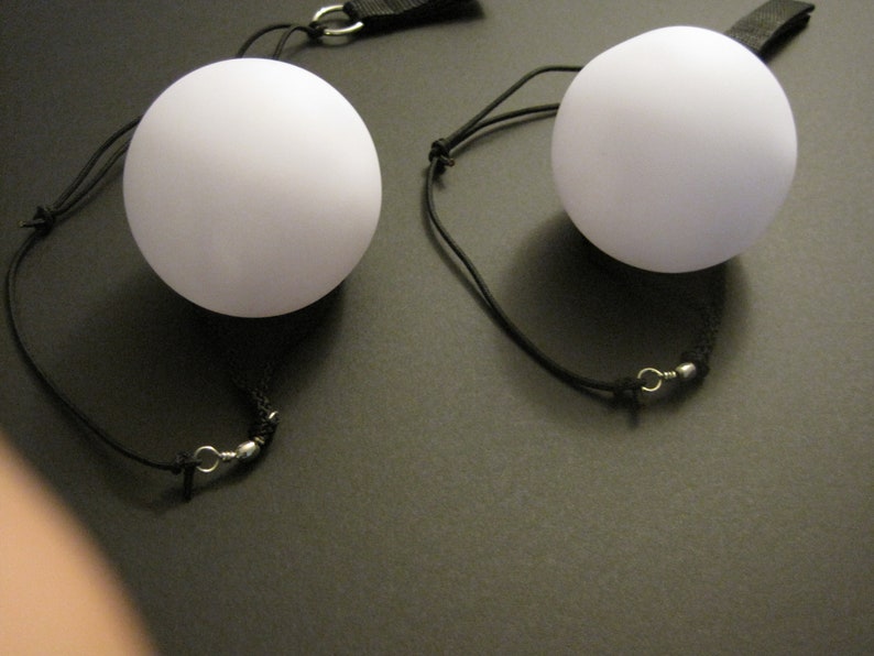 Poi Balls - Spinning Poi Set - Poi Juggling Balls - Etsy