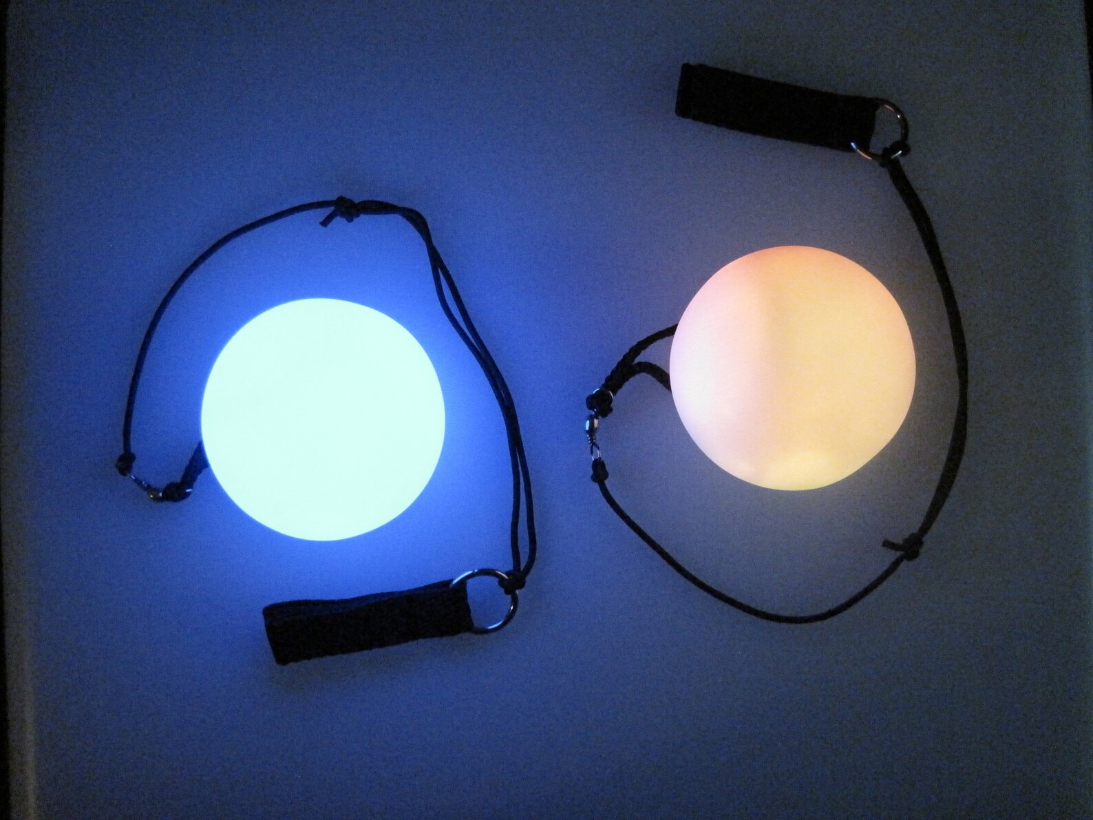 Poi Balls - Spinning Poi Set - Poi Juggling Balls - Etsy