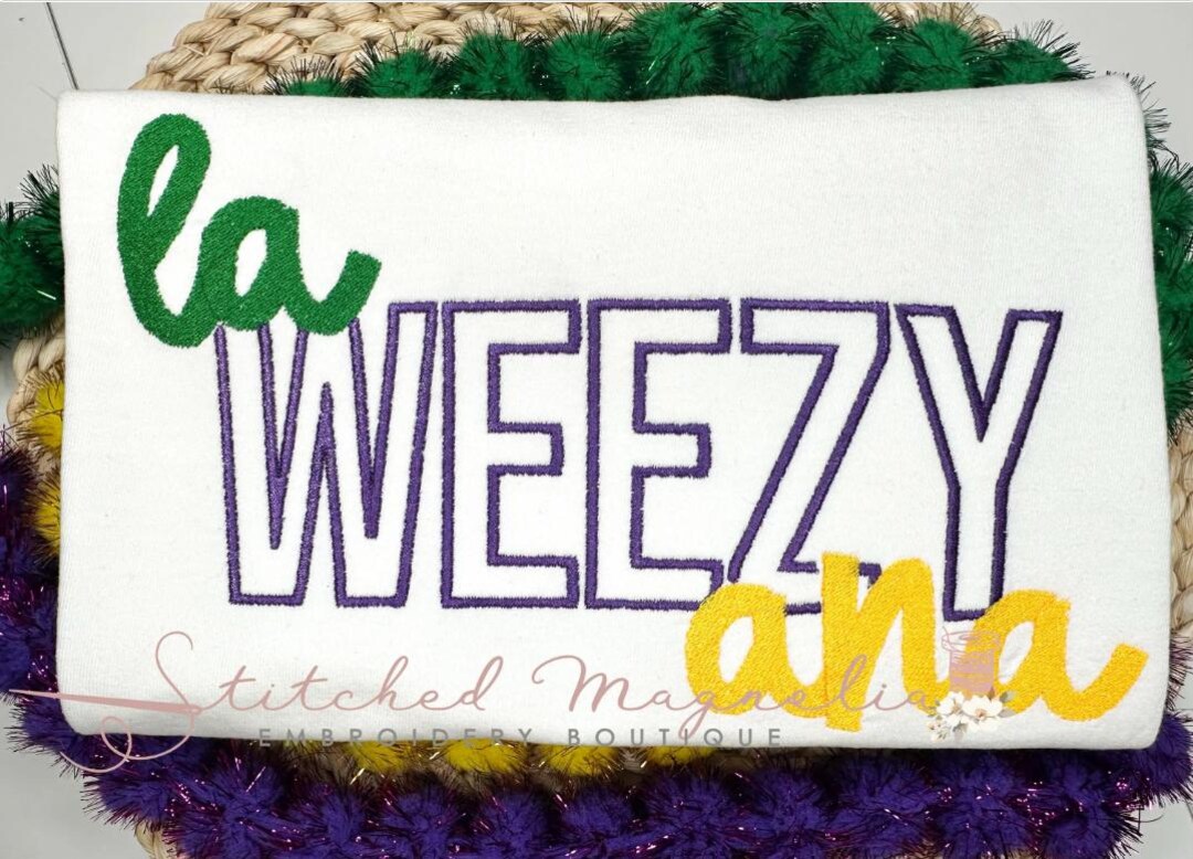 La Weezy Ana Tee - Etsy