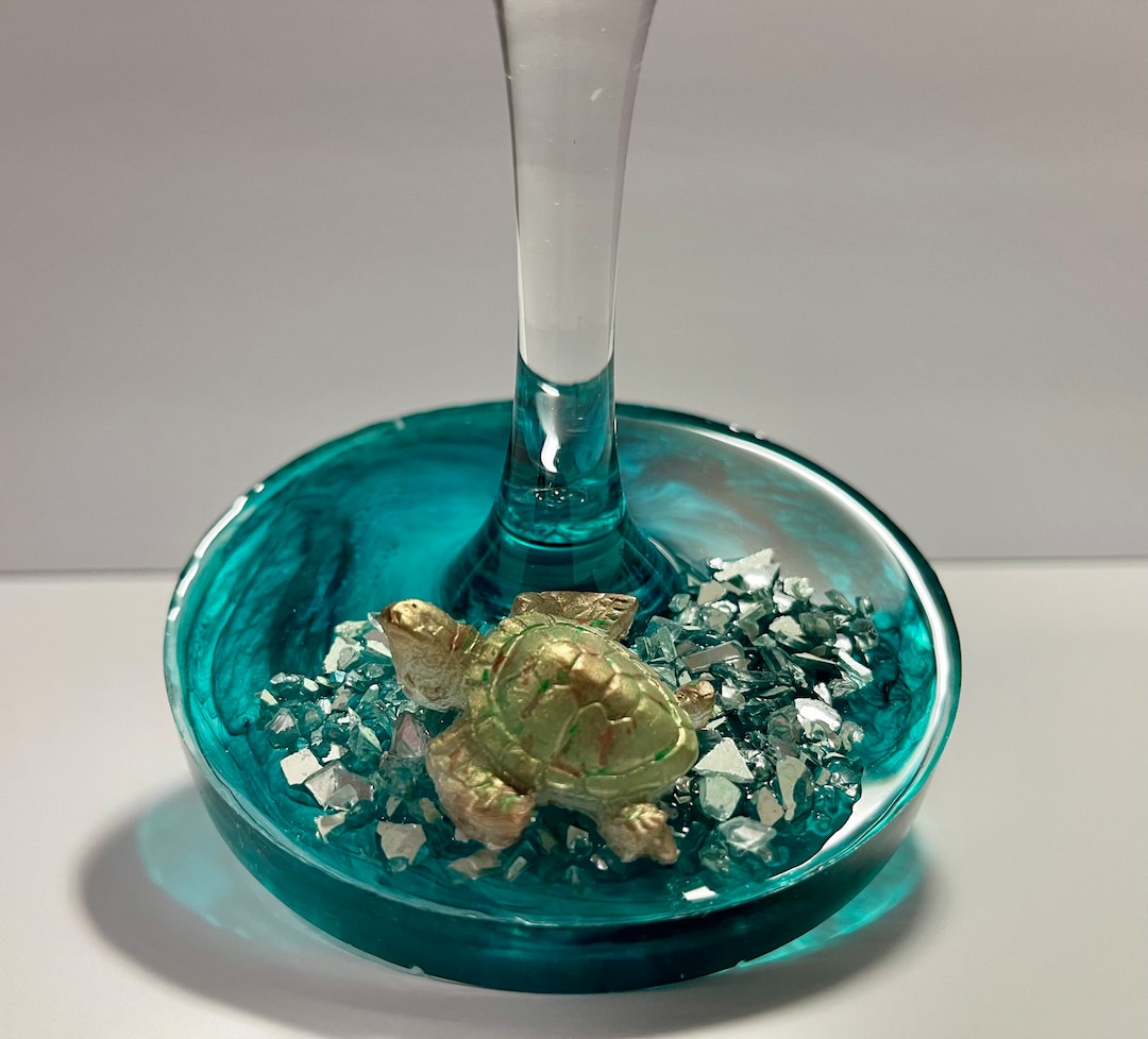 Beach Themed White Wine Glassware With Resin Coaster Base, Turtle ...