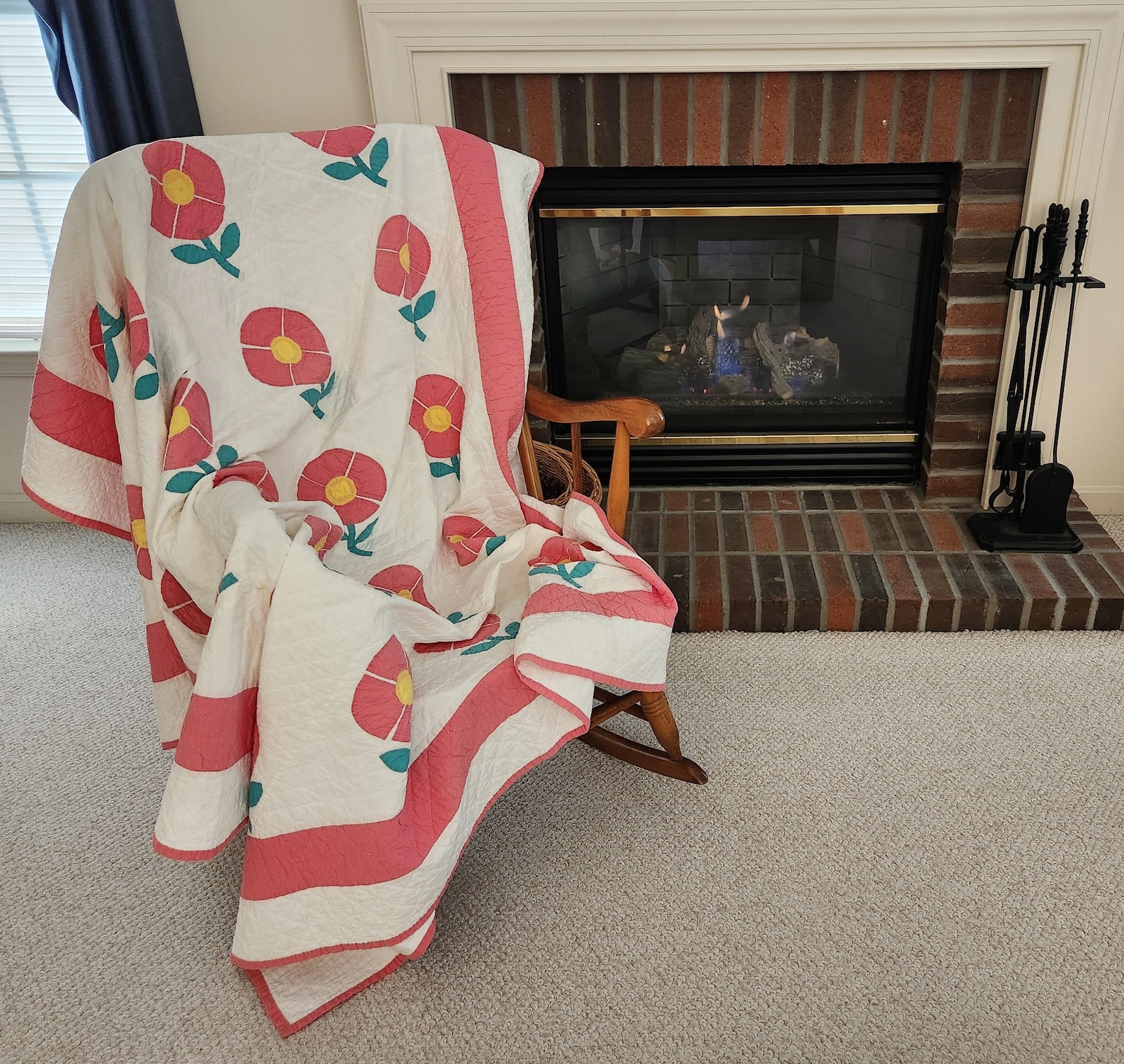 PINK POSEY Applique Quilt Pattern - PDF Download - Etsy