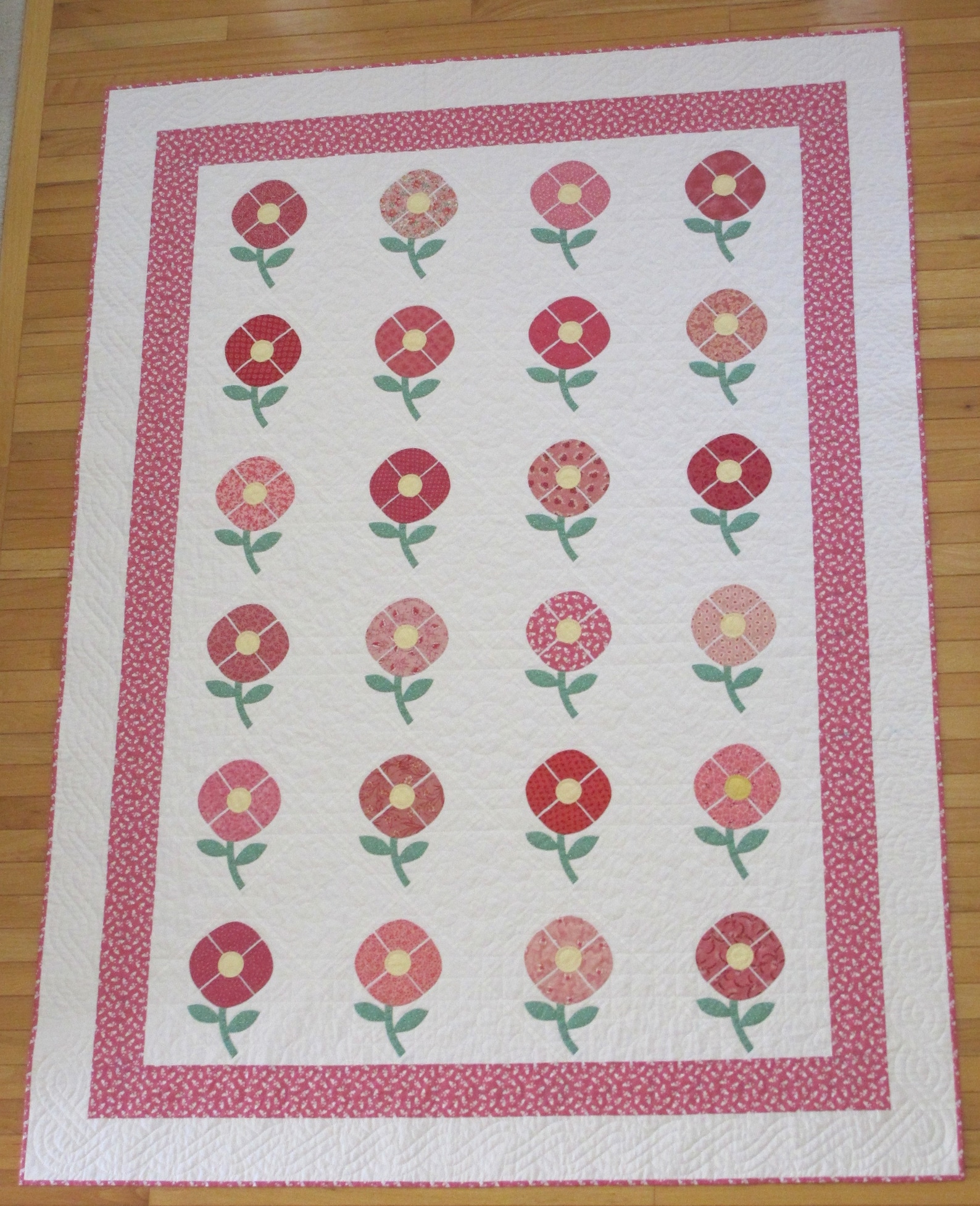 PINK POSEY Applique Quilt Pattern - PDF Download - Etsy Canada