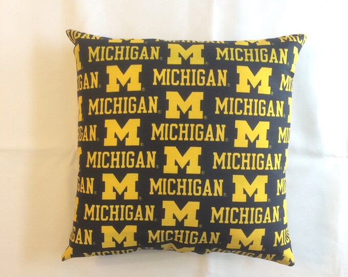 NCAA University of Michigan Wolverines Indoor/outdoor Canvas Throw ...