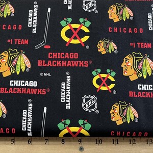 NHL CHICAGO BLACKHAWKS Black Hockey 100% Cotton Fabric Material You ...
