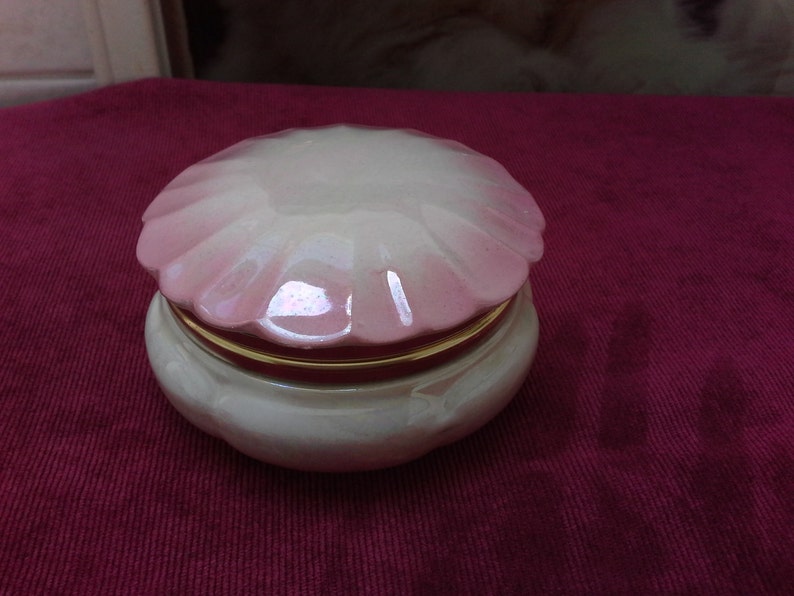 Vintage Pink Porcelain Powder Box, Vintage Italian Powder Box, Pink and ...