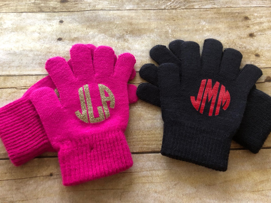 Monogrammed Knit Gloves !! Stay Stylish Even in the Chilly Weather ...