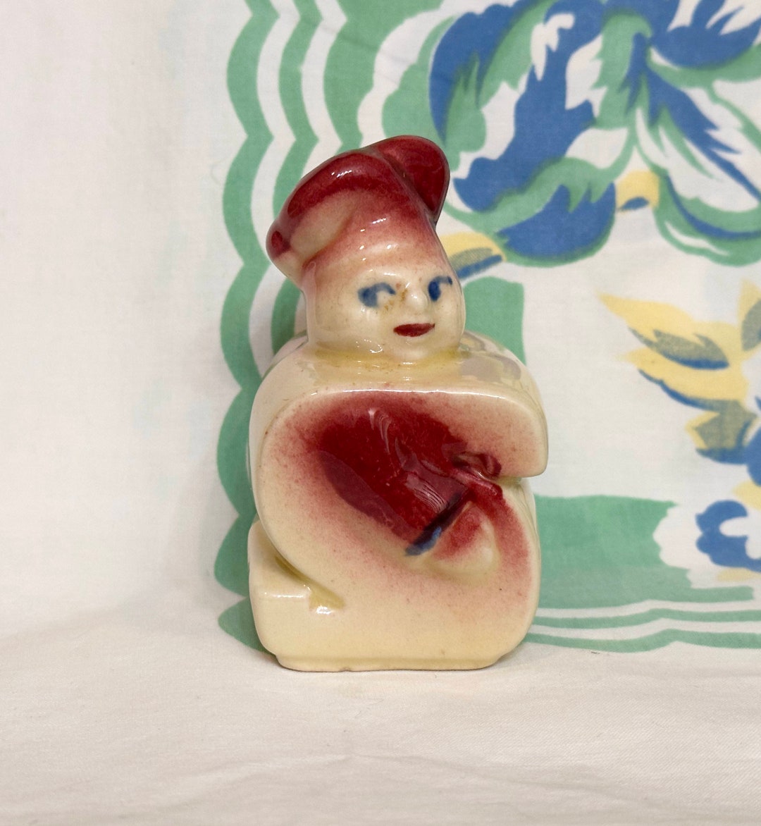 Salt Shaker, Baker Salt Shaker, Vintage - Etsy