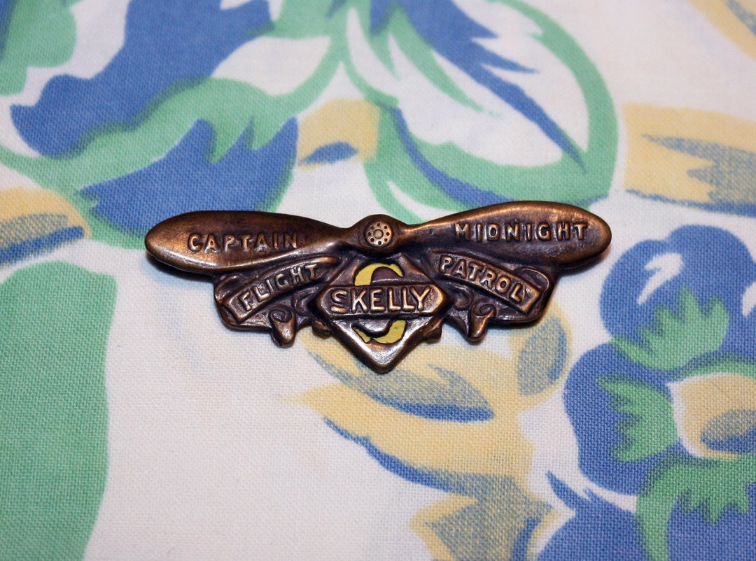 Captain Midnight Flight Patrol Pin, 1940s - Etsy