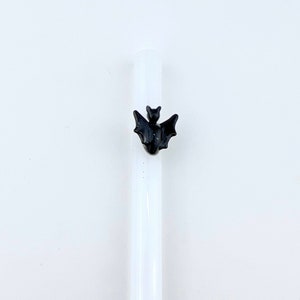 Bat on Colored Glass Straw: Handmade Custom Reusable Halloween Straw - Etsy