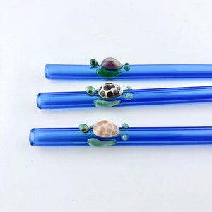 TURTLE on Light Blue GLASS STRAW Reusable Straws Glass Straws Eco ...