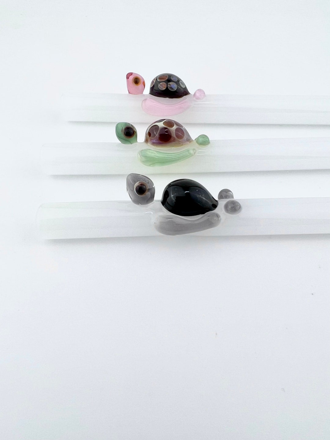 TURTLE on White GLASS STRAW - Reusable Straws | Glass Straws | Eco ...