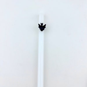 Bat on Colored Glass Straw: Handmade Custom Reusable Halloween Straw - Etsy