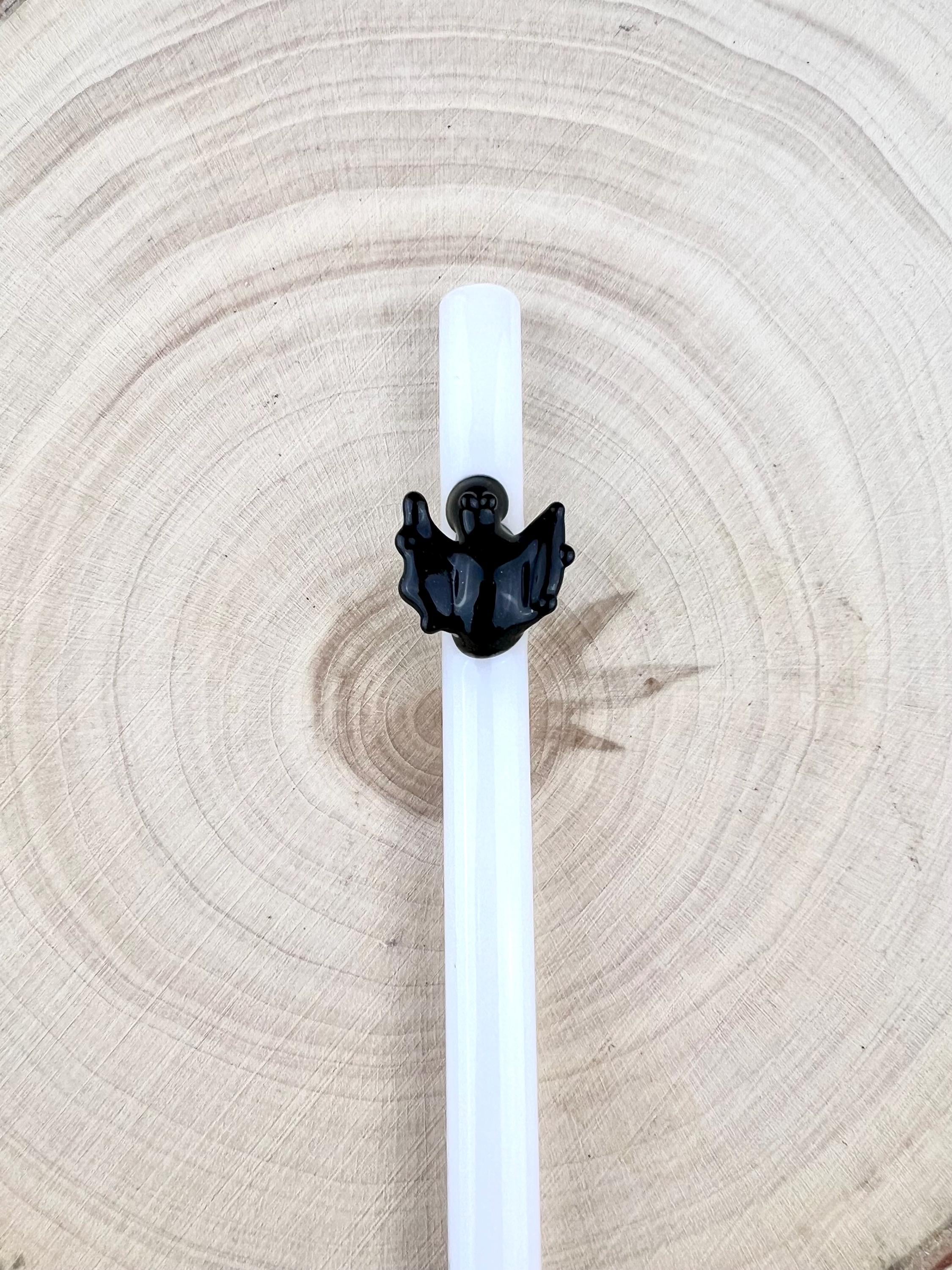 Bat on Colored Glass Straw: Handmade Custom Reusable Halloween Straw - Etsy