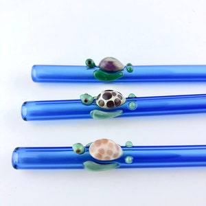 TURTLE on Light Blue GLASS STRAW Reusable Straws Glass Straws Eco ...