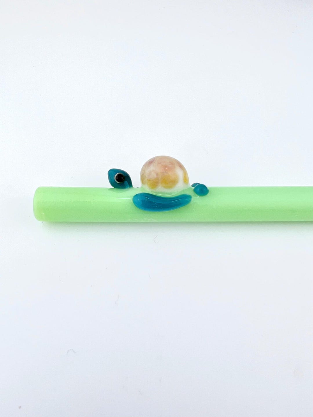 4 or 8 Pack of Turtles on Milky Green Glass Straws - Turtle GLASS STRAW ...