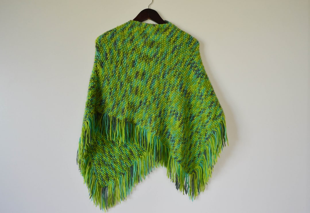 Green Vintage Knit Pancho With Fringes Warm Women Pancho Green Women ...