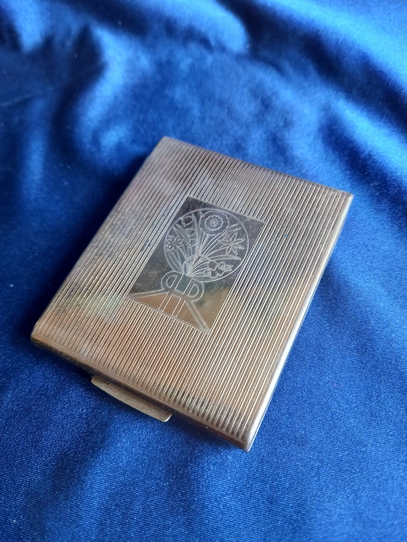 Vintage Compact Richard Hudnut Compact Powder Compact - Etsy