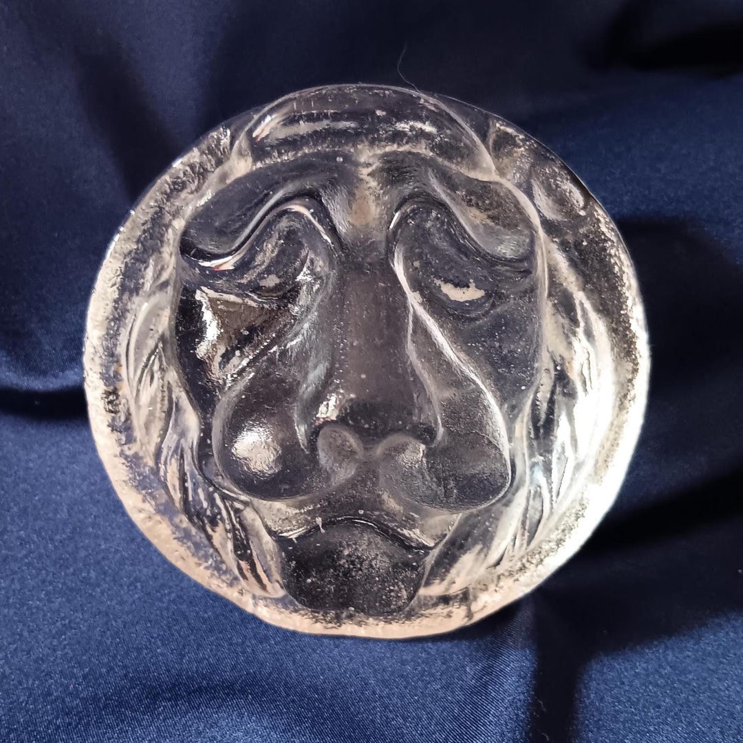 Lion's Head, Lion Figurine, Glass Lion, Peter Tysoe, Sculptural Glass ...