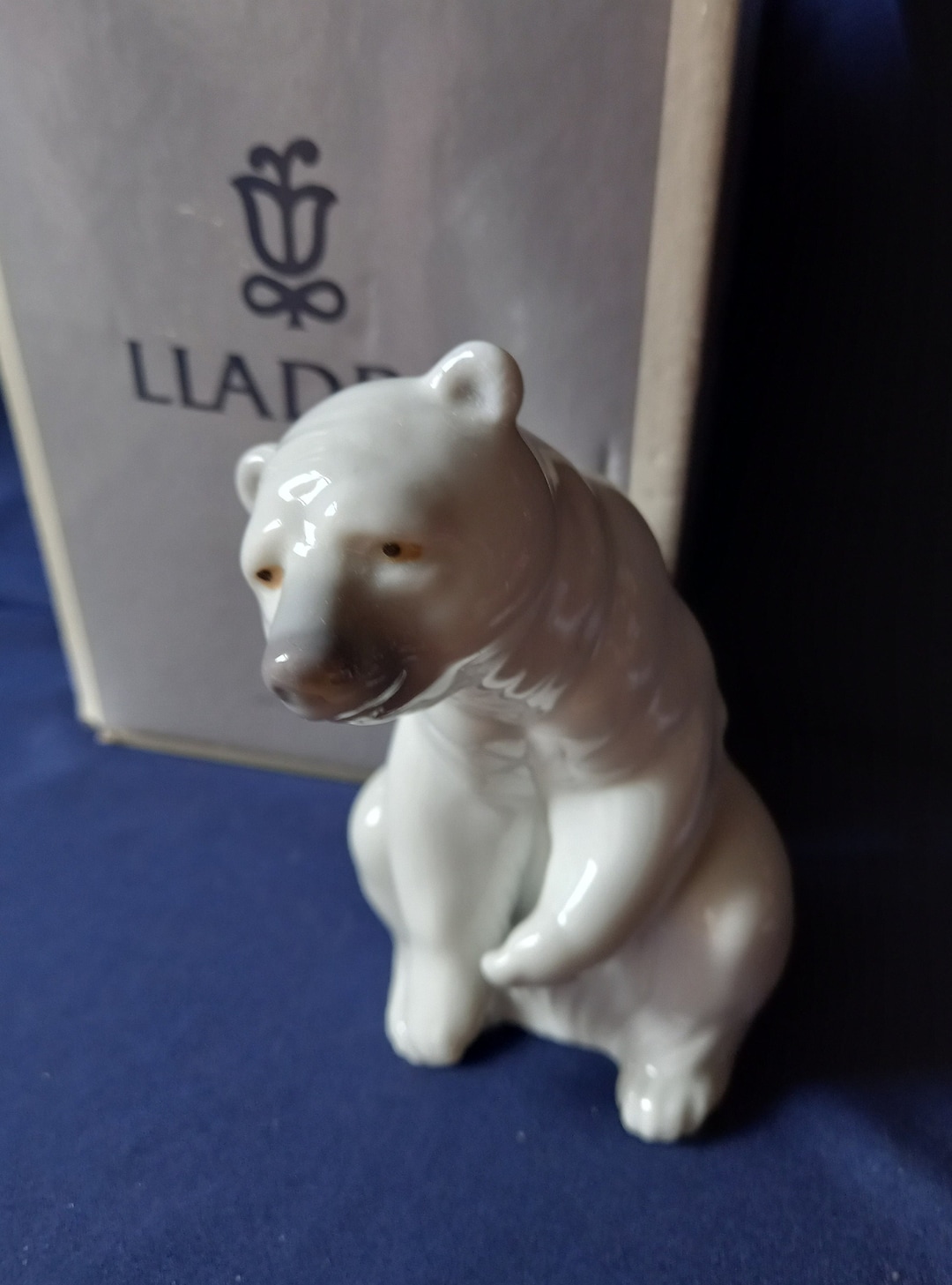 Lladro Polar Bear, Lladro Figurine, Resting Polar Bear, Lladro 01208 ...