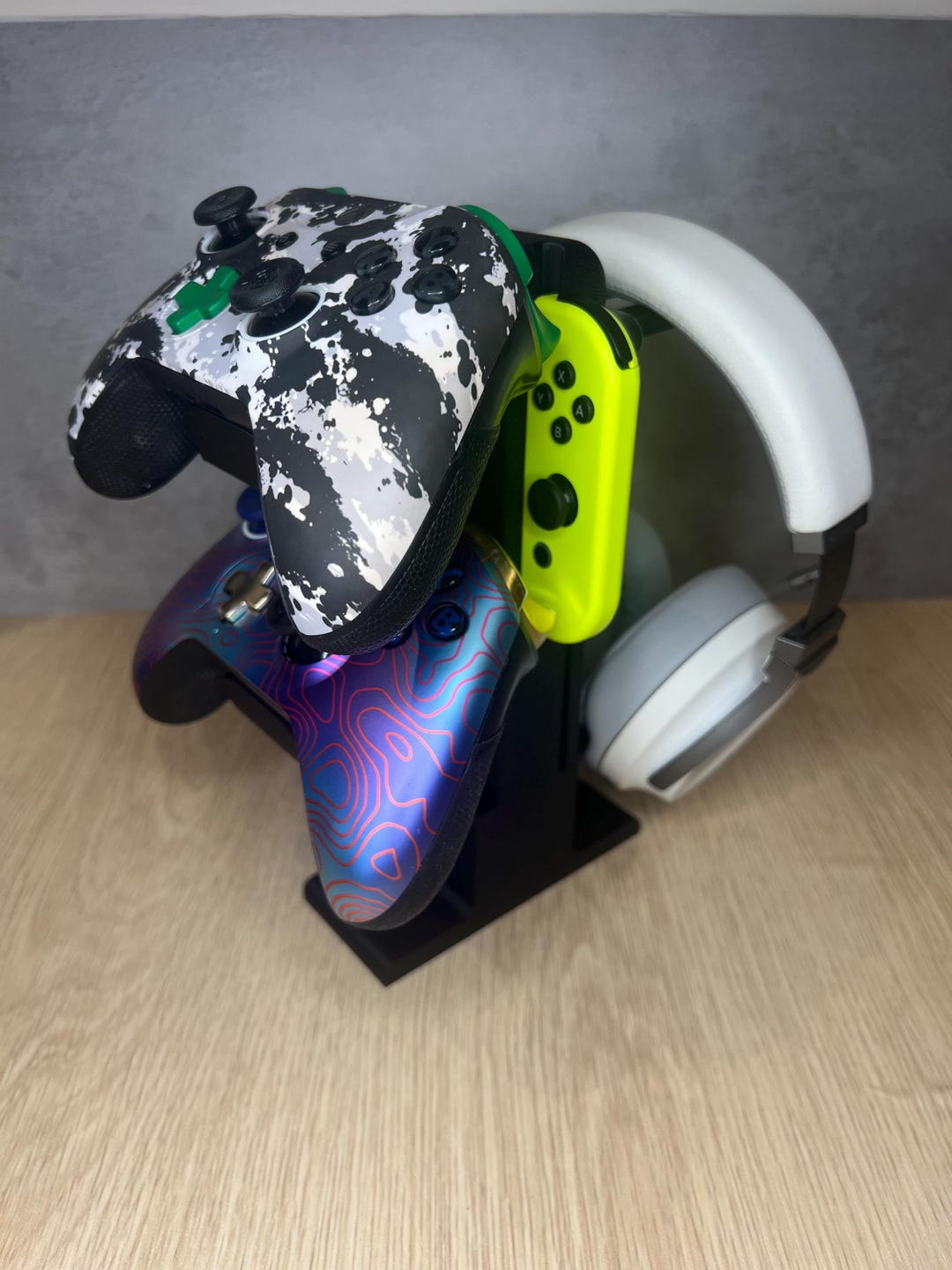 Controller Tower Stand | Gaming Display | Headphone-controller-joycon ...