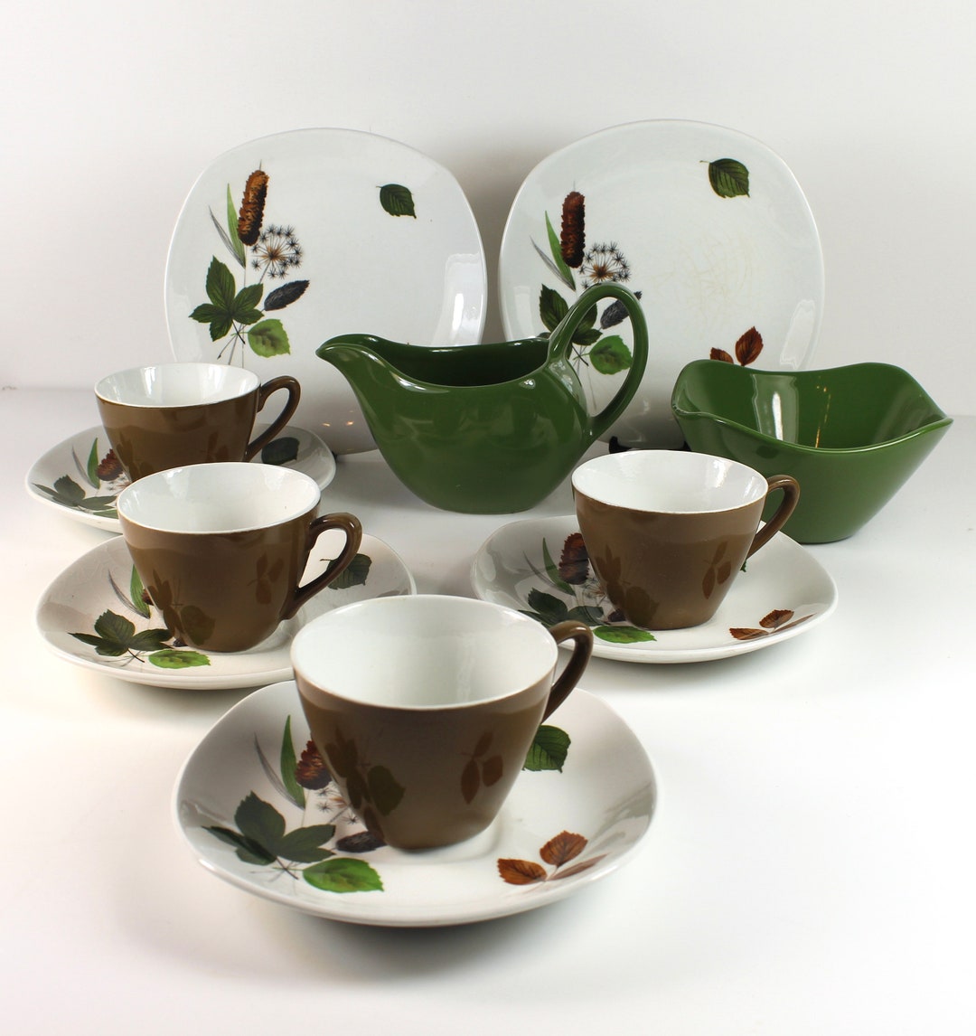 Midwinter Fashion Shape Riverside Part Tea Set Designed by John Russell ...