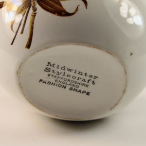 Midwinter Stylecraft Fashion Shape Orchard Blossom or Cornfield Gravy ...