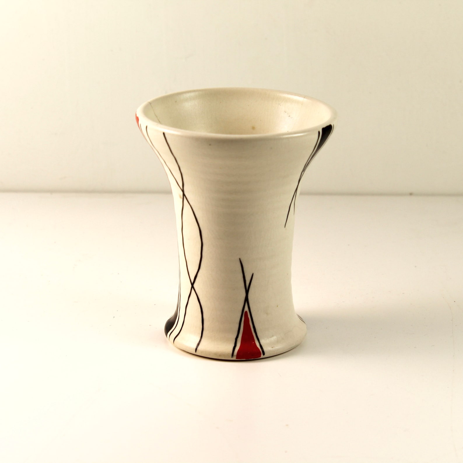 A 1950's H J Wood Ltd Piazza pattern small vase | Etsy