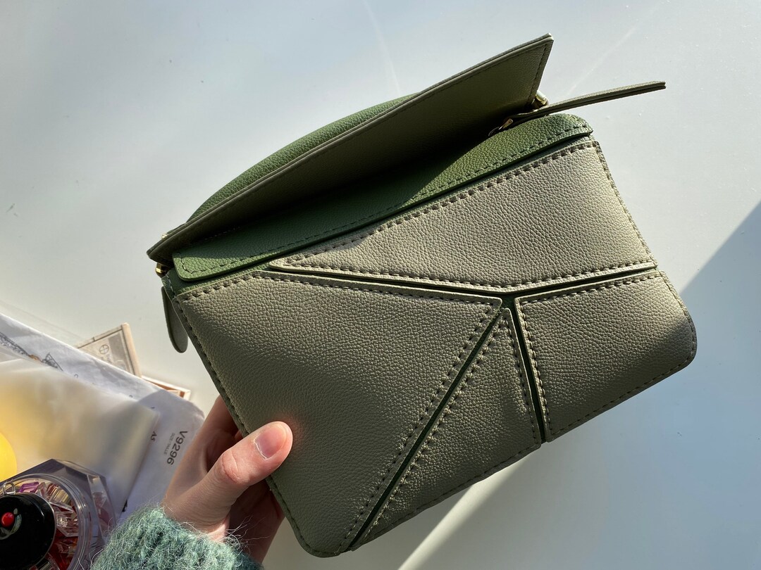 𝙷𝚊𝚗𝚍𝚋𝚊𝚐 𝚂𝚎𝚝 𝙴𝚡𝚙𝚎𝚛𝚒𝚎𝚗𝚌𝚎 𝚝𝚑𝚎 𝙹𝚘𝚢 𝚘𝚏 𝙷𝚊𝚗𝚍𝚌𝚛𝚊𝚏𝚝𝚎𝚍 𝙻𝚎𝚊𝚝𝚑𝚎𝚛 𝚠𝚒𝚝𝚑 𝙾𝚞𝚛 𝙳𝙸𝚈 𝙱𝚊𝚐 ...