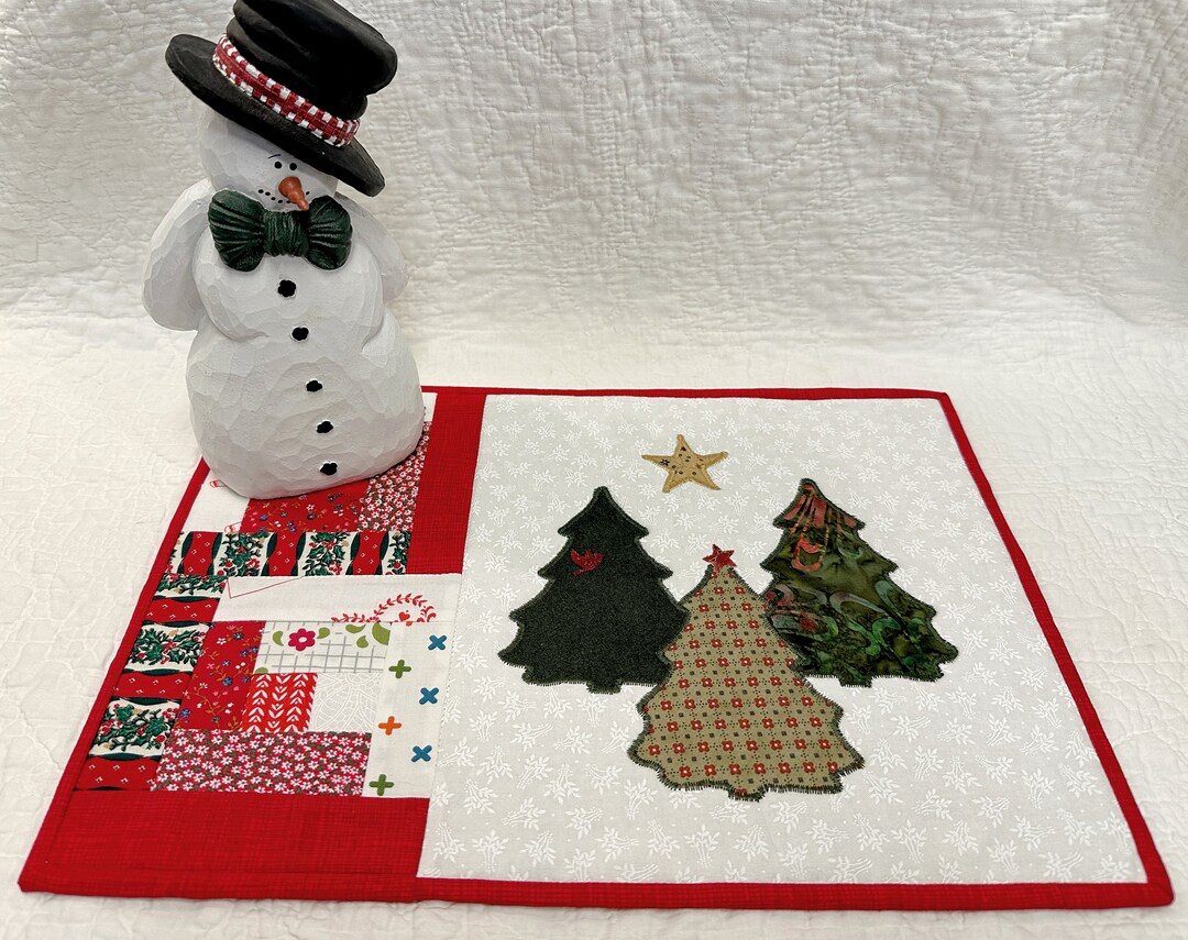 DIGITAL QUILT PATTERN - Log Cabin Table Topper, Fun, Easy, Beginner to Intermediate Beginner ...